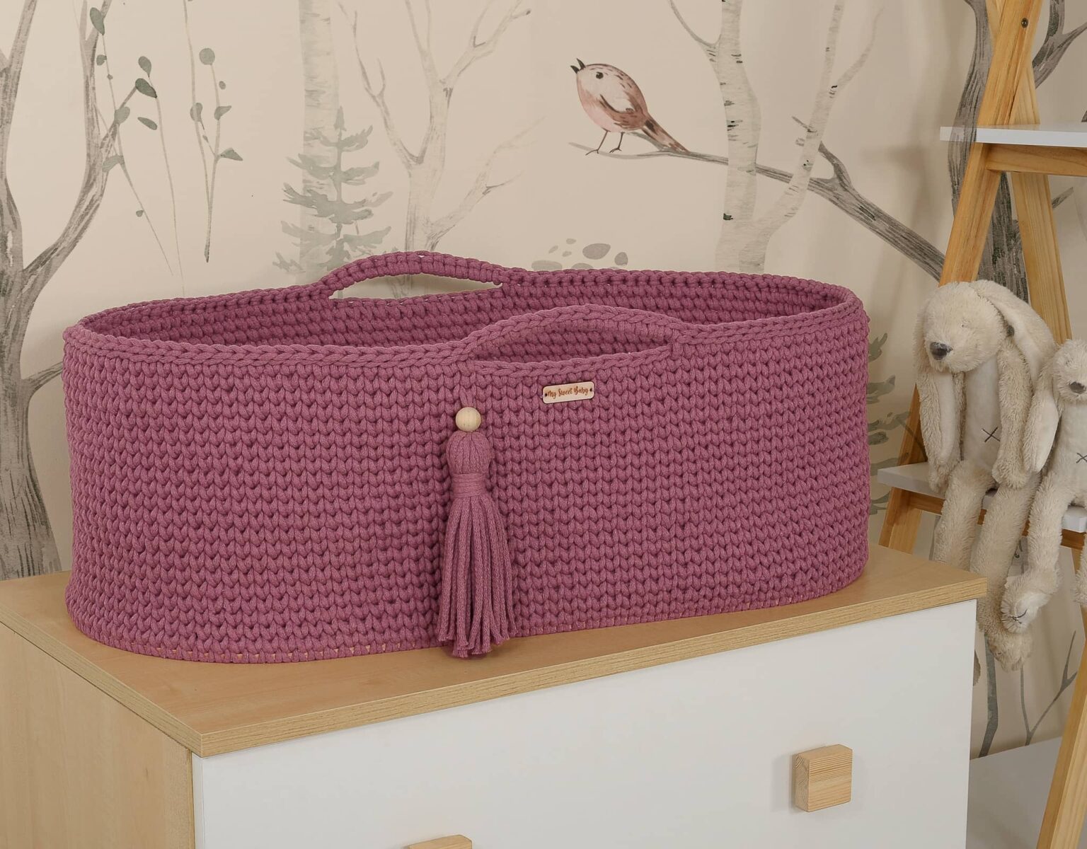 Moseskorb in BOHO Stil handgefertigt mit Matratze