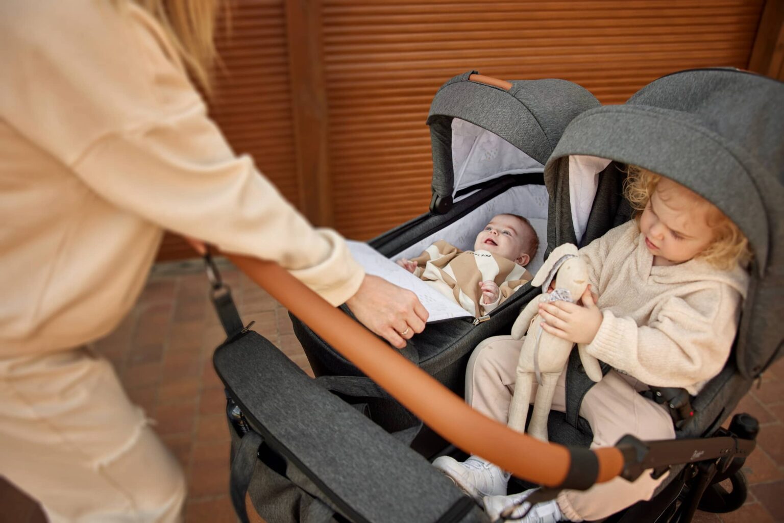 Kinderwagen Fur 2 Kinder Unterschiedlichen Alters